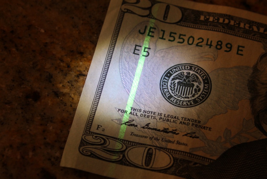 Counterfeit Money and the Patrol Officer | ThinBlueFlorida.com